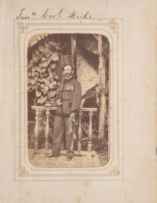 Álbum de tarjetas de visita del General D. Ignacio R. Alatorre