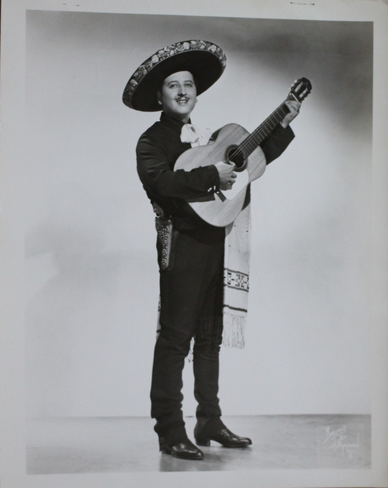 Felipe Gil, el Charro Gil